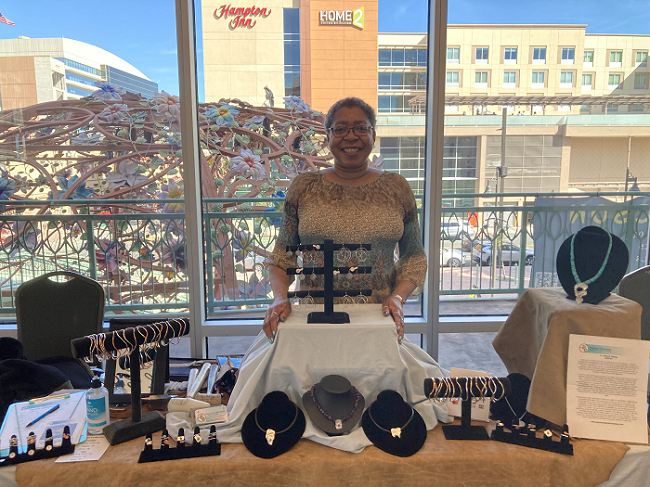 Allyson Hays shows her amazing work at SNAG - New Mexico State University